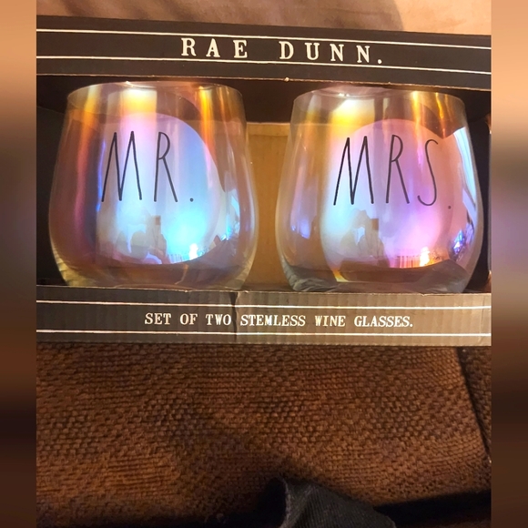 Rae Dunn | Dining | New Rae Dunn Set Iridescent Stemless Wine Glasses ...